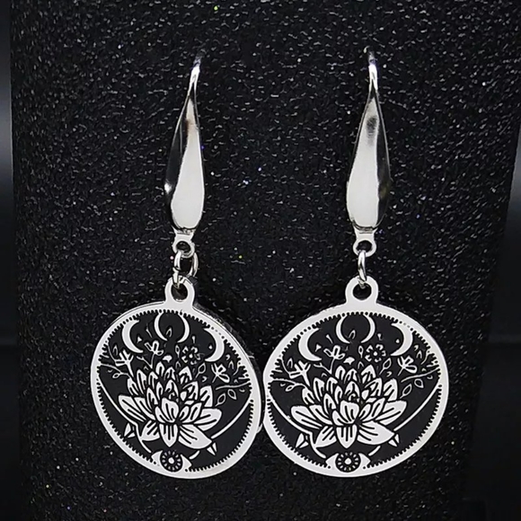 Teri's Jewels | Jewelry | Wiccan Lotus Flower Pendant Earrings | Poshmark